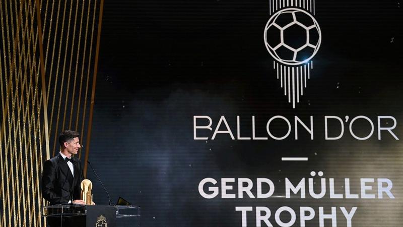 Lewandowski wins Mueller Trophy for top scorer | beIN SPORTS