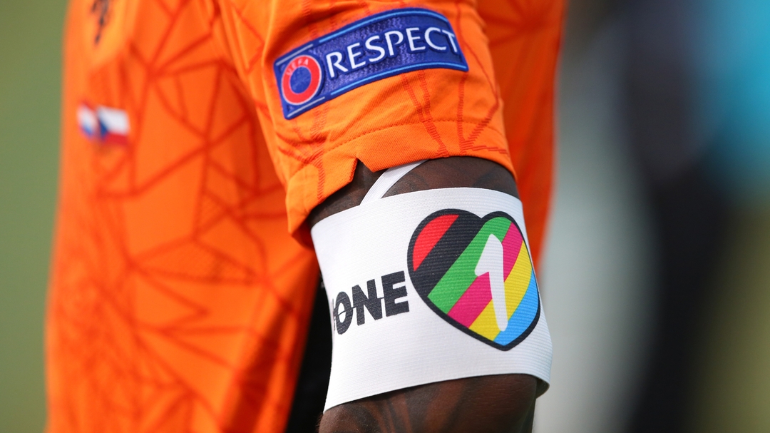 Infantino defends One Love armband ban | beIN SPORTS