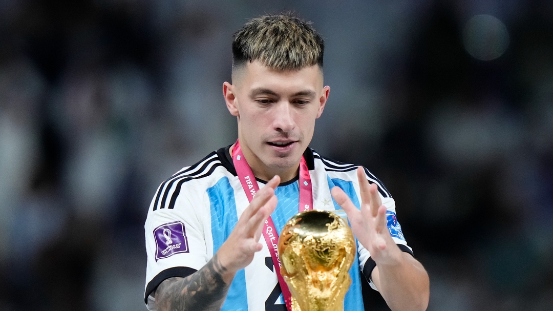 Martinez returns to United after World Cup glo | beIN SPORTS