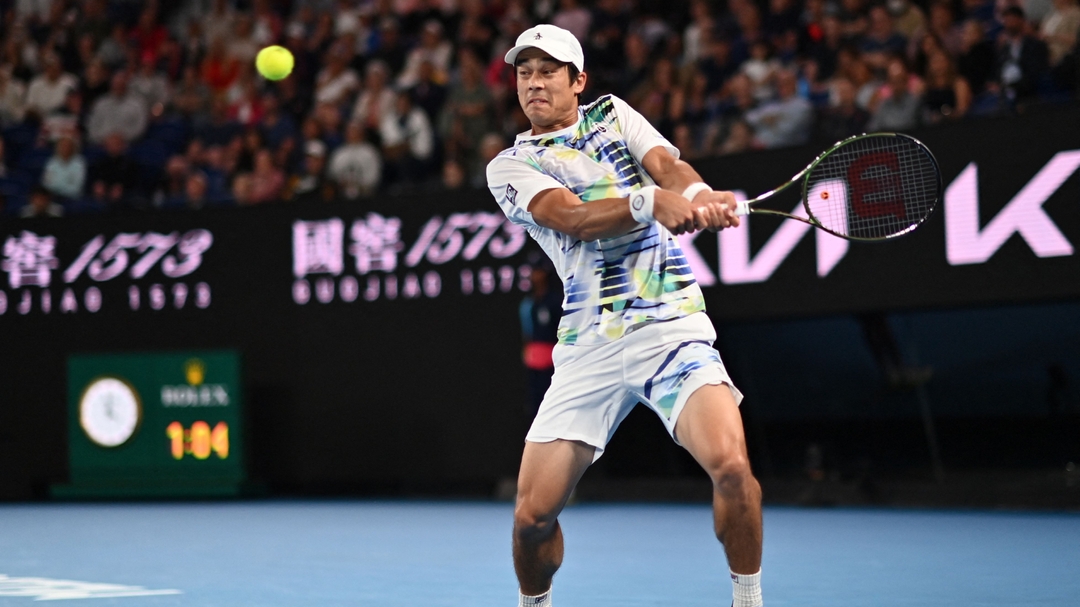 McDonald stuns hobbled Nadal in straight-sets | beIN SPORTS