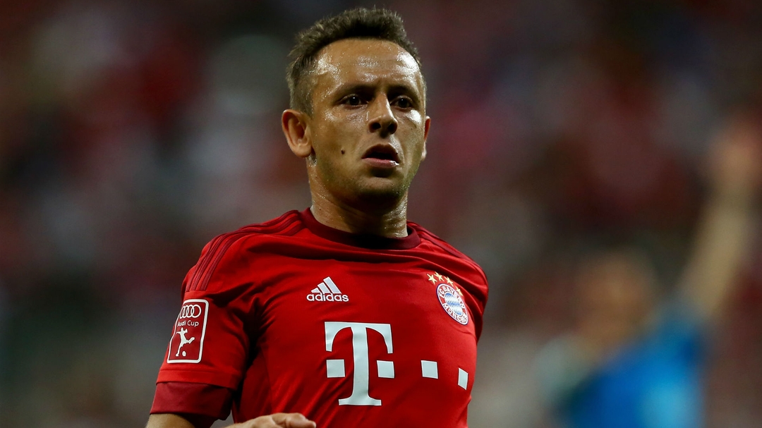 Rafinha rejects call-up for Brazil qualifiers | beIN SPORTS