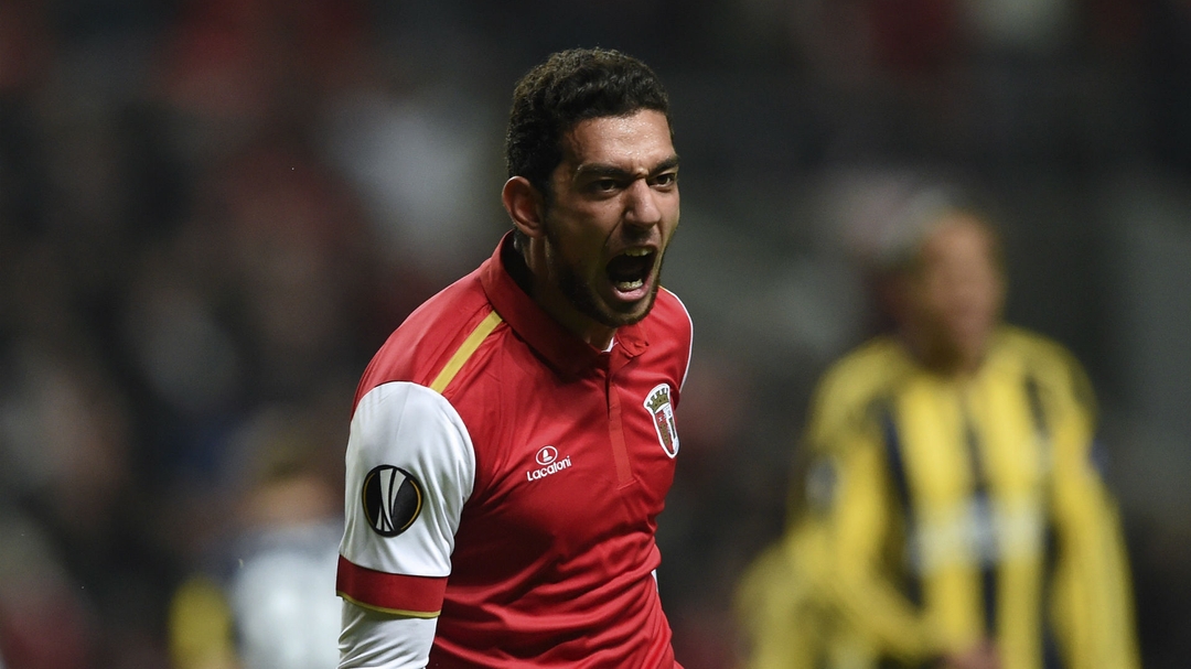 Topal red proves costly for ill-disciplined Fener | beIN SPORTS