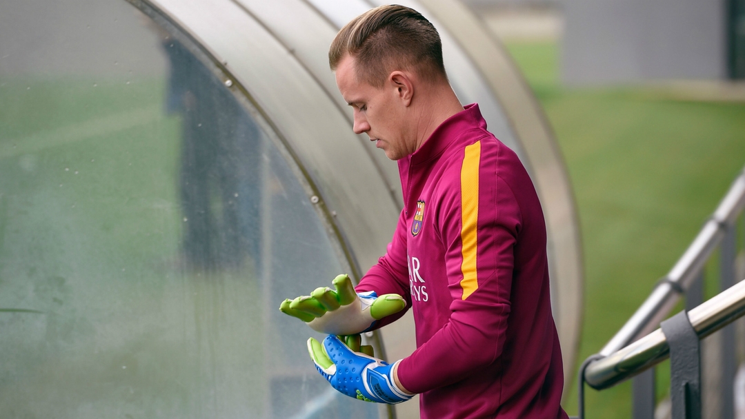 Marc-Andre Ter Stegen Out of Supercopa With Knee Injury | beIN SPORTS