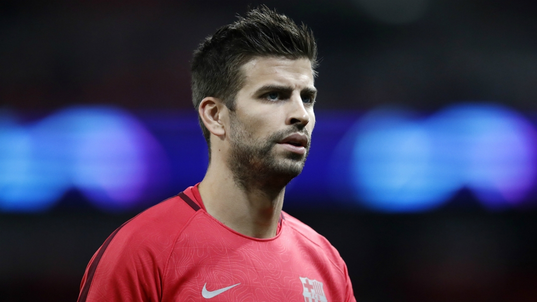 Pique fined 48,000 euros for driving without a | beIN SPORTS