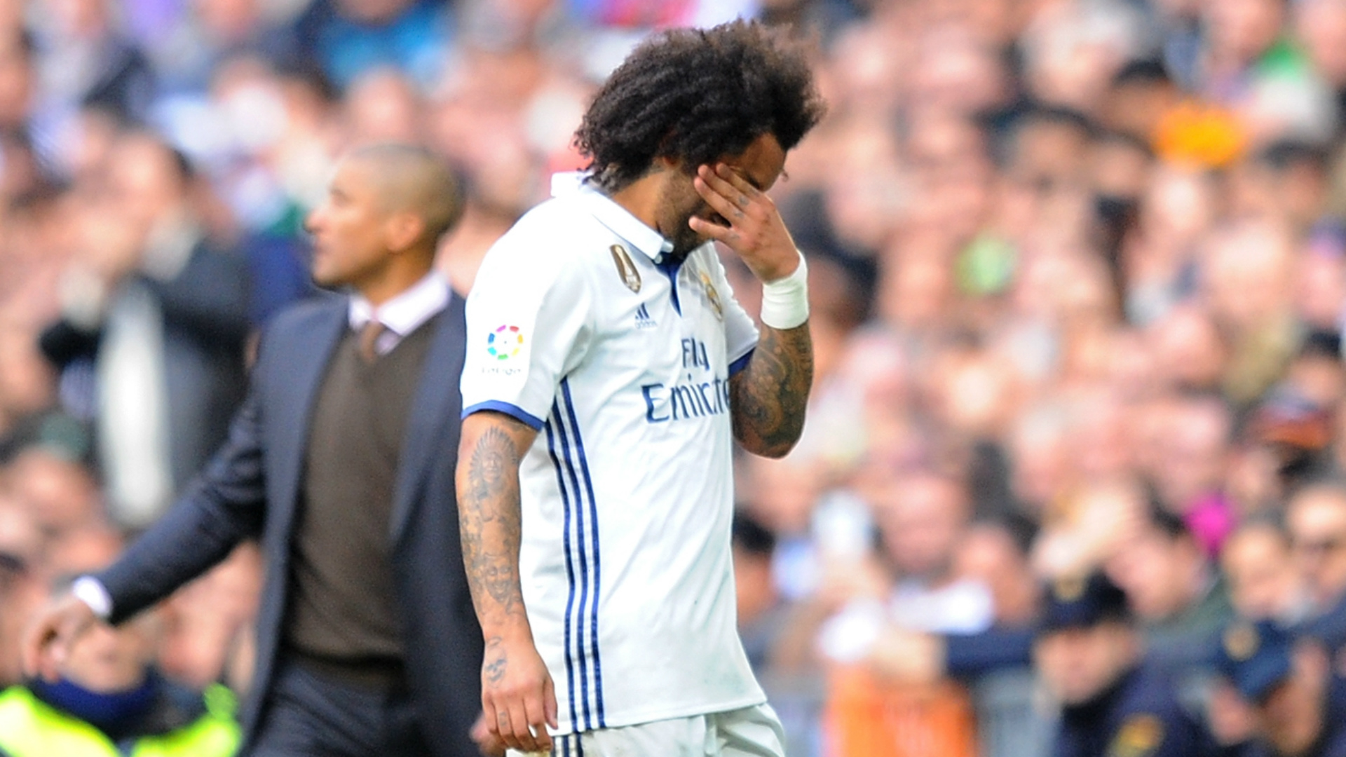 Zinedine Zidane Frustrated as Marcelo and Luka Modric Add to Real ...