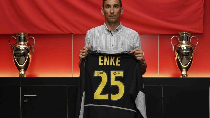 Benfica: Enke entre au musée, 10 ans après sa | beIN SPORTS