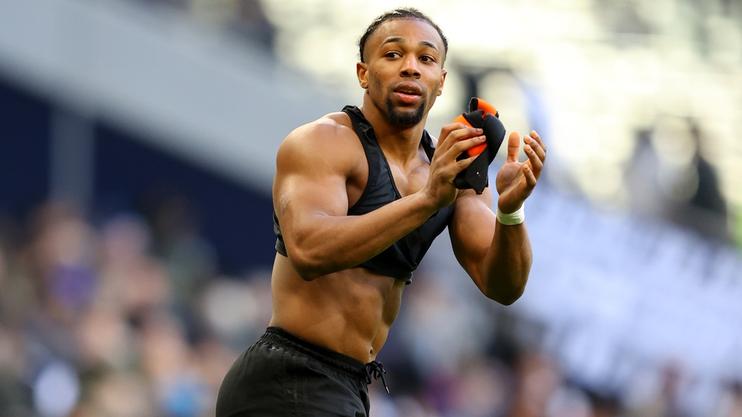 Adama Traore doesn't lift weights, claims Wolv | beIN SPORTS