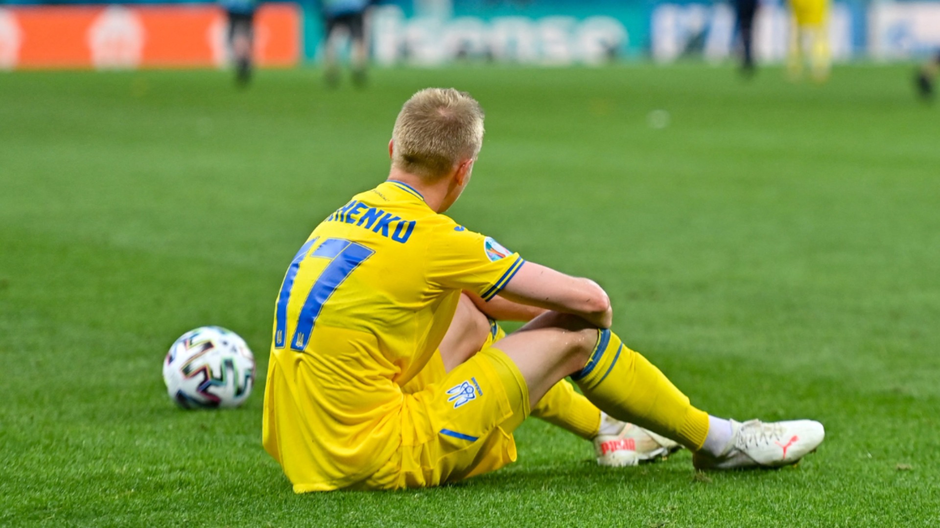 Zinchenko slams 'unacceptable' Ukraine after d | beIN SPORTS