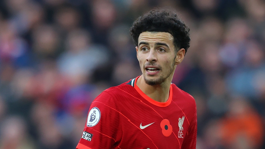 Liverpool's Jones set back by freak eye injury | beIN SPORTS