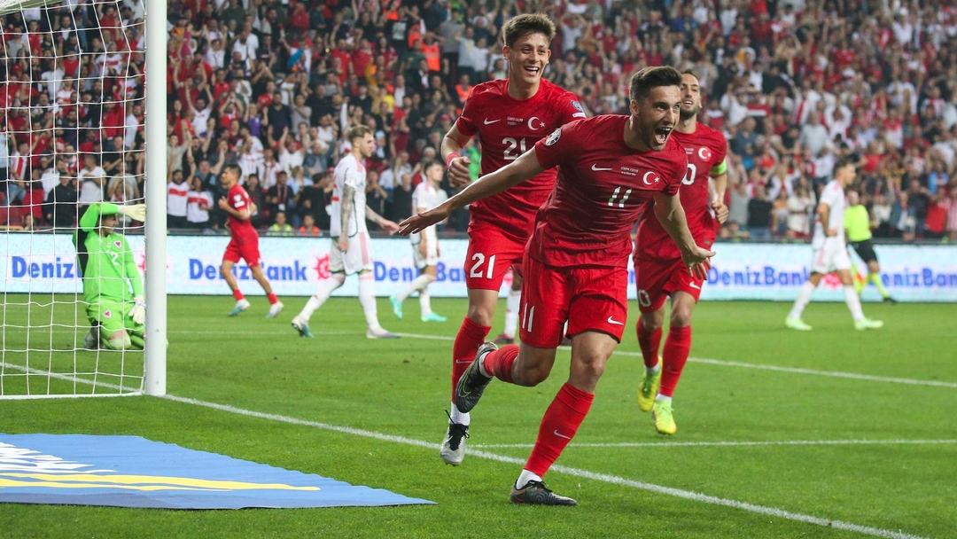 Gareth Southgate urges players not to cross the line with celebrations ...