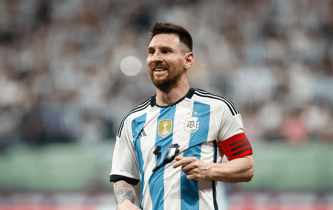 Lionel Messi officially signs with Inter Miami | beIN SPORTS