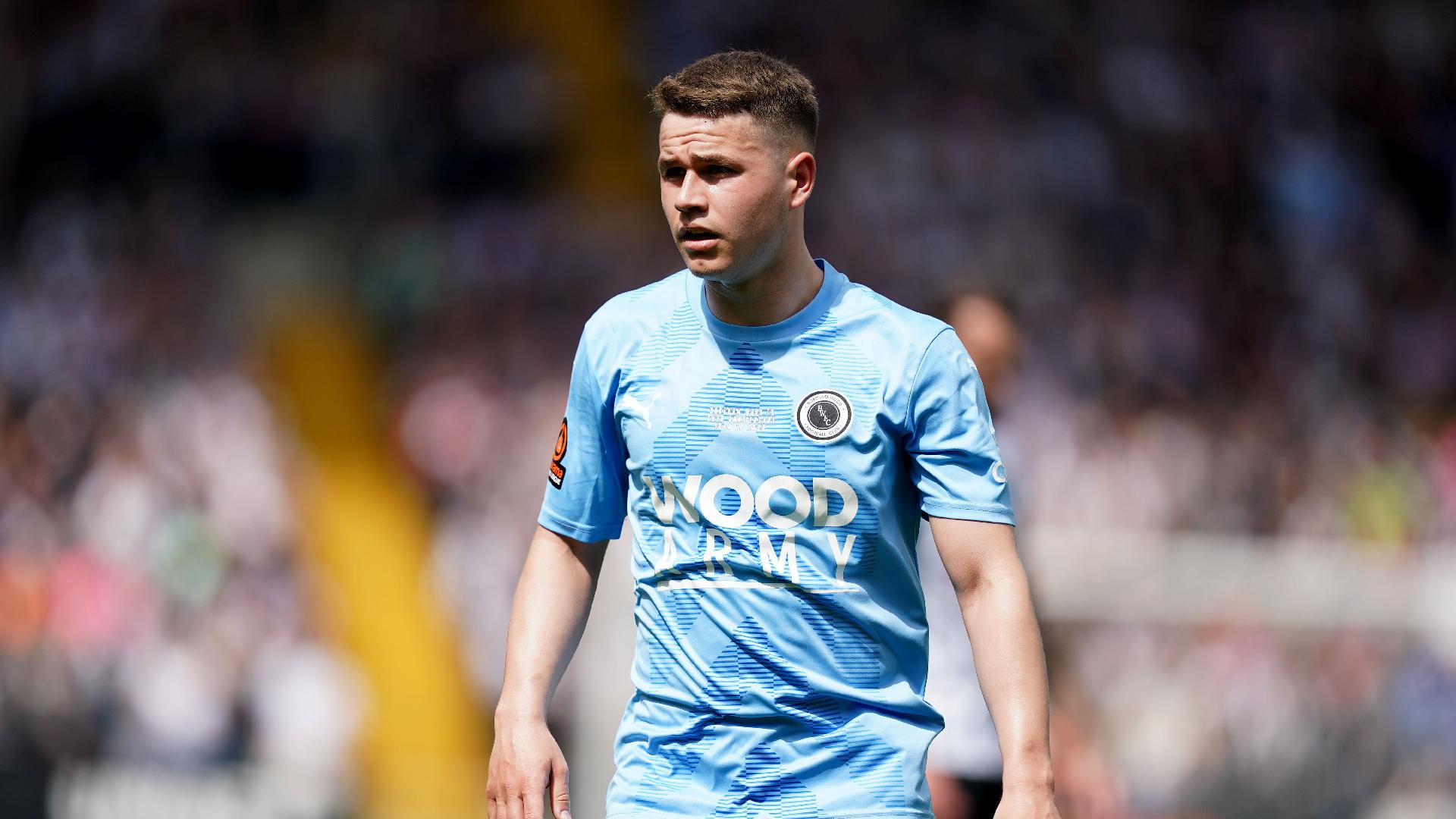 Brilliant Zak Brunt brace fires Barnet to top of National League with ...