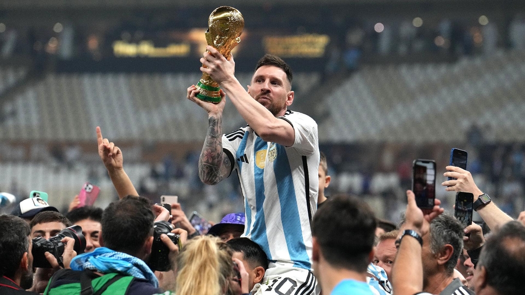 Lionel Messi Tops List of Men's Ballon d'Or Nominees | beIN SPORTS
