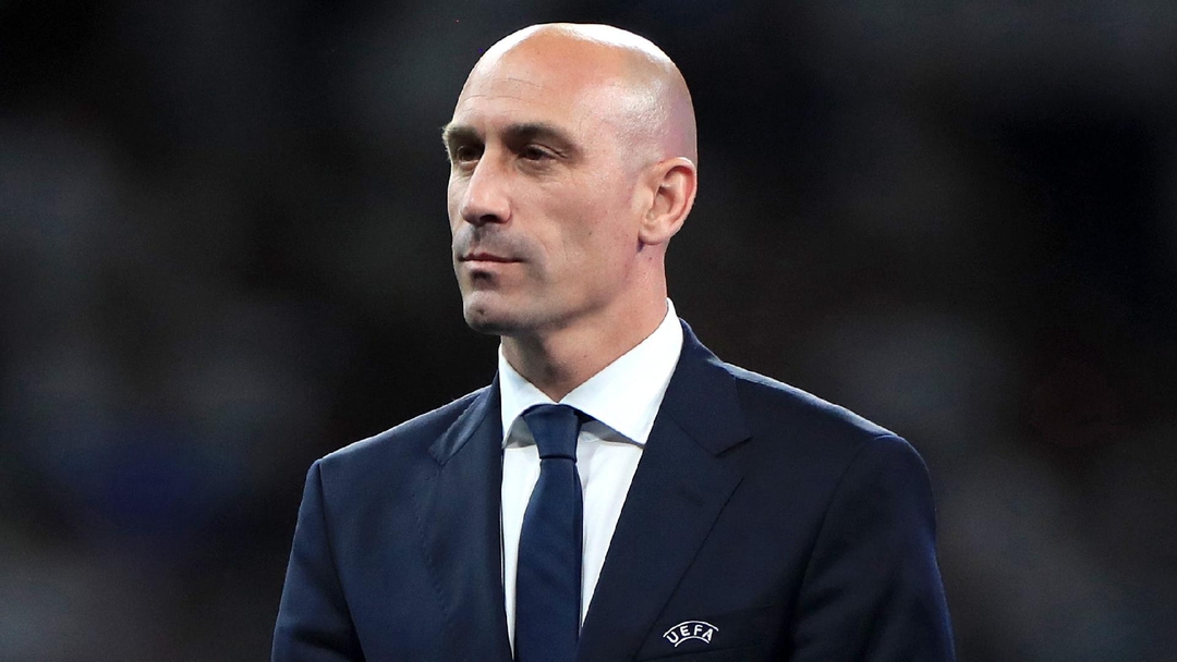 Luis Rubiales Resigns as Spanish FA President Over Jenni Hermoso Kiss ...