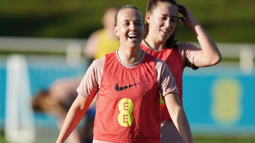 Beth Mead ‘smiling like a Cheshire cat’ on England return | beIN SPORTS