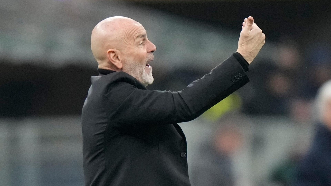 AC Milan boss Stefano Pioli wary of backlash from wounded Roma | beIN ...