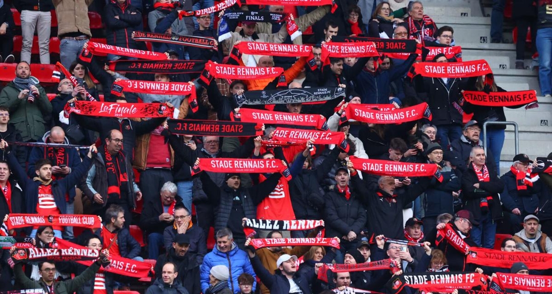 AC Milan-Rennes : un nombre incroyable de supporters rennais présents à ...