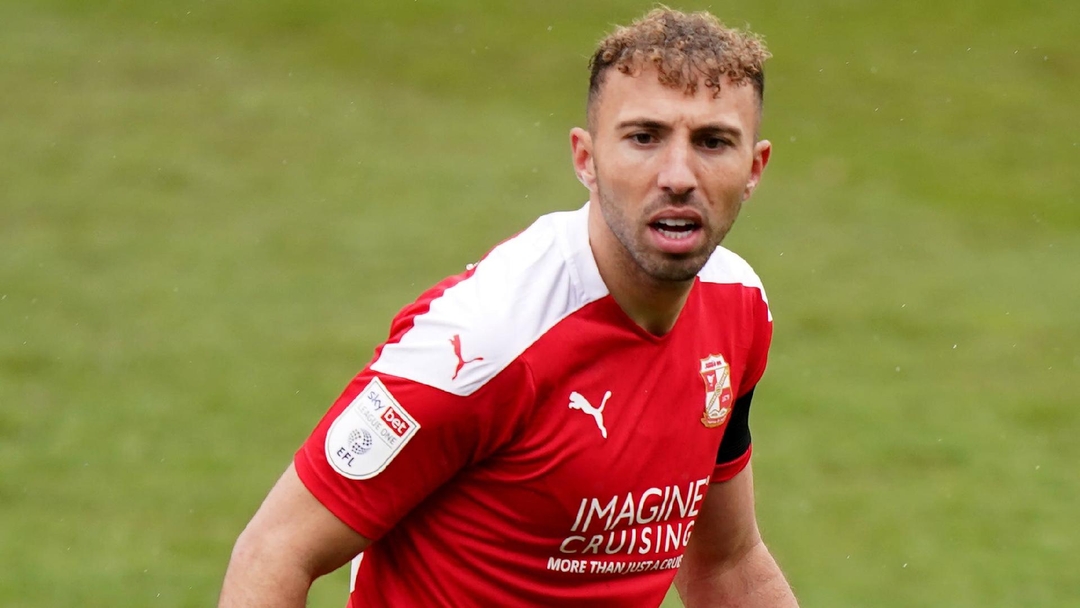 Hallam Hope on target as Oldham draw with Rochdale | beIN SPORTS