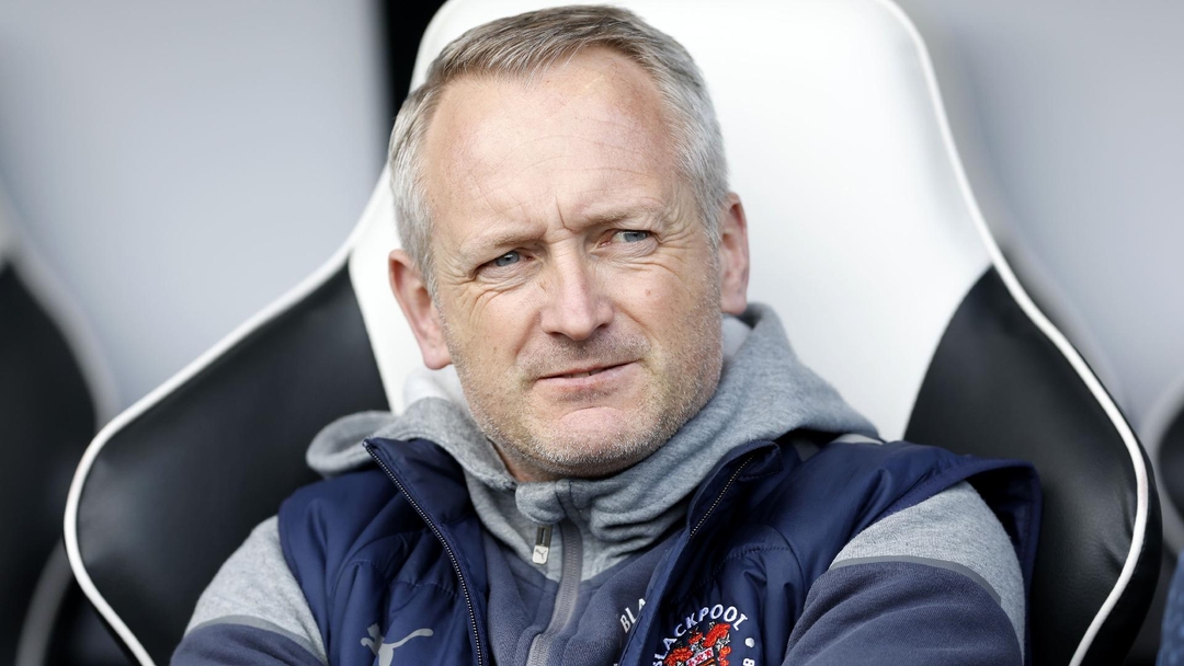 Blackpool boss Neil Critchley praises Sonny Carey after vital win over ...