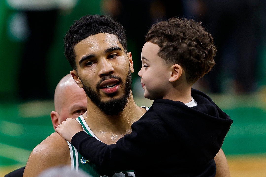 Papa à 19 ans, Jayson Tatum a grandi plus vite | beIN SPORTS