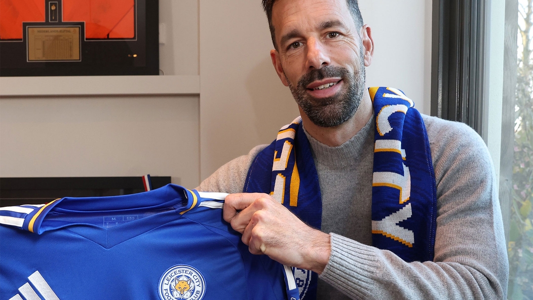 Van Nistelrooy announced as new Leicester coach | beIN SPORTS