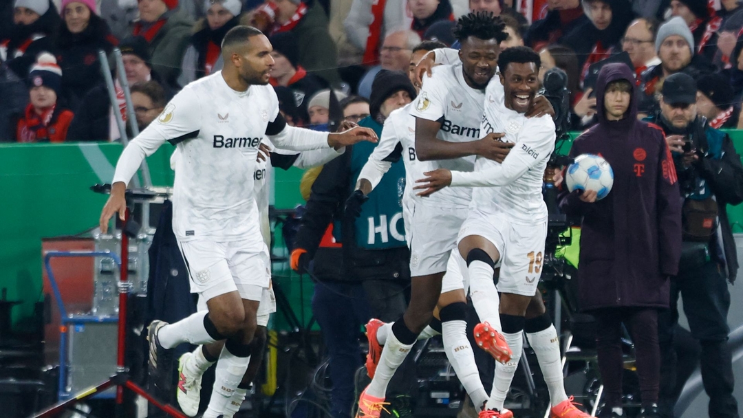 Bayern Munich 0-1 Bayer Leverkusen: Neuer off as Tella header defeats ...