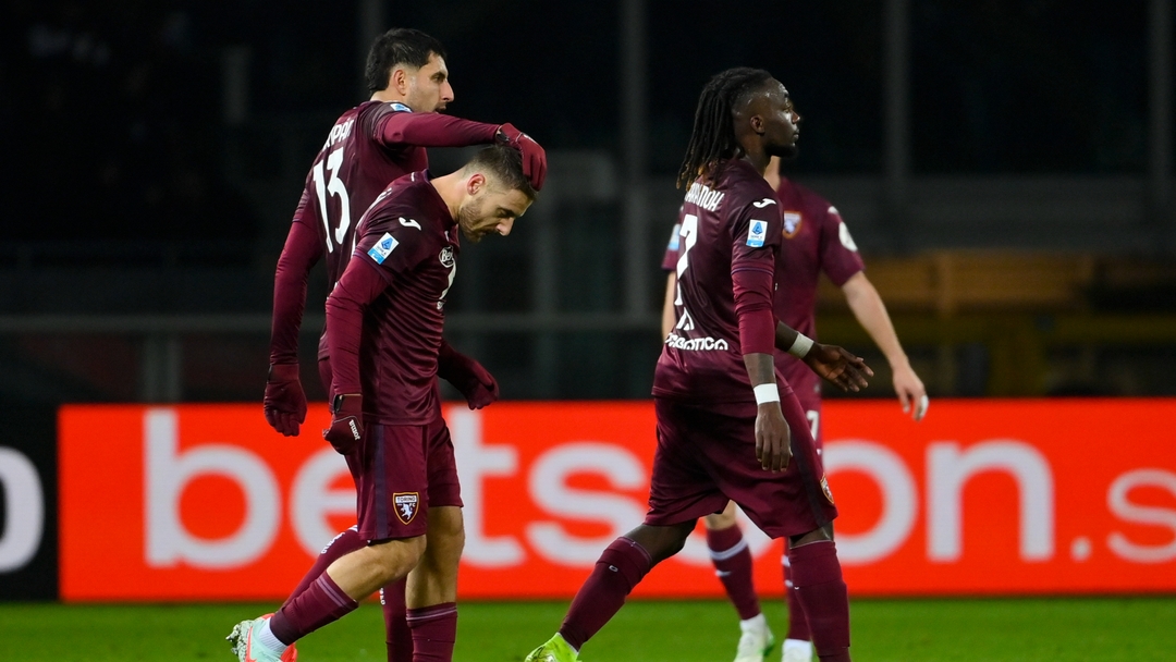 Torino 1-1 Juventus: Points shared in Turin derby as both coaches sent ...