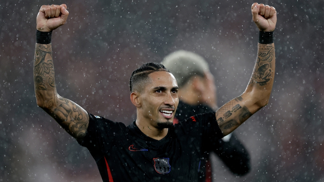 Raphinha in form of his life as Barcelona win nine-goal thriller | beIN ...