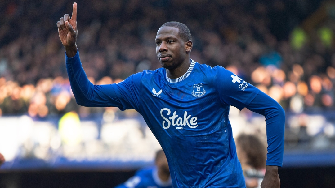 Everton 4-0 Leicester City: Doucoure's quickfire opener kick-starts ...