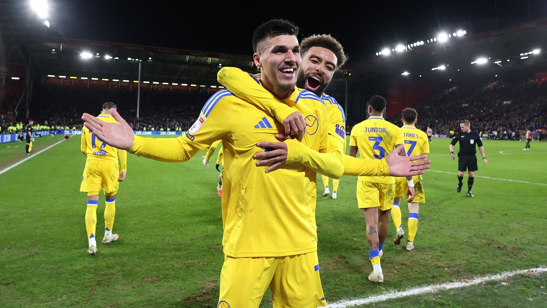Sheffield United 1-3 Leeds United: Comeback win sends Farke's men five ...