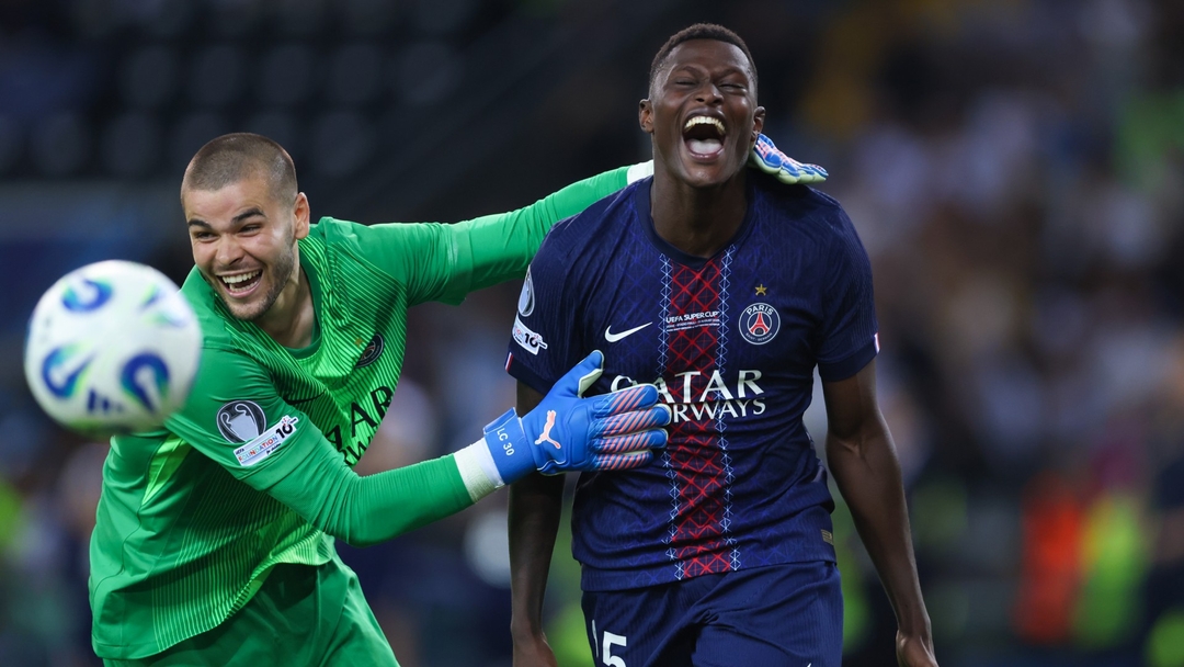 Paris Saint-Germain 2-2 Tottenham (4-3 pens): Mendes clinches Super Cup ...