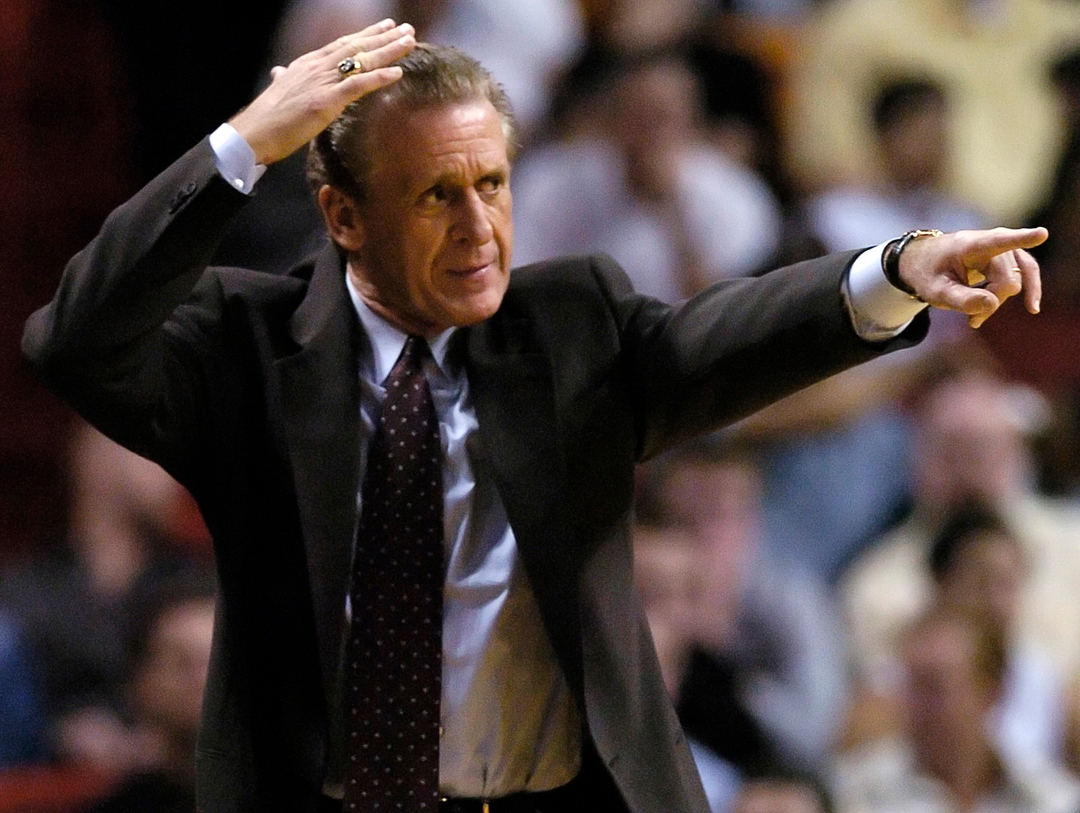 Pat Riley aura sa statue devant la salle des Lakers | beIN SPORTS