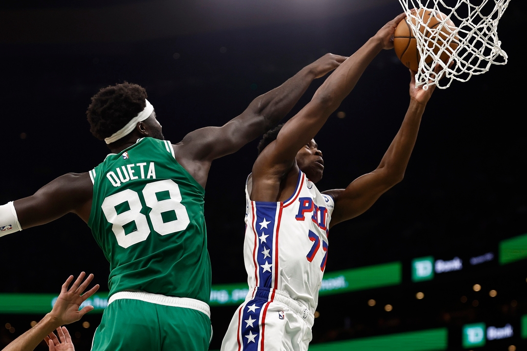 Le rookie des Sixers VJ Edgecombe frappe déjà très fort | beIN SPORTS