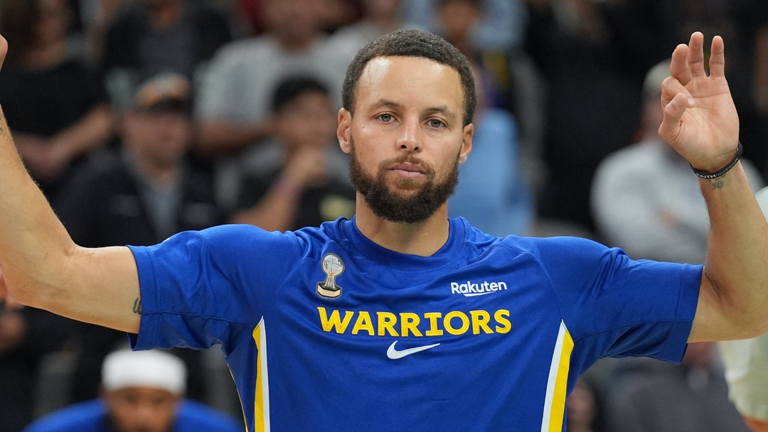 Stephen Curry Drops 46 Points, Closing in on Michael Jordan’s NBA ...