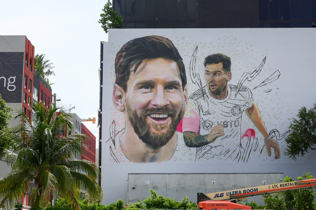 Messi lands in Florida ahead of Inter Miami move | beIN SPORTS