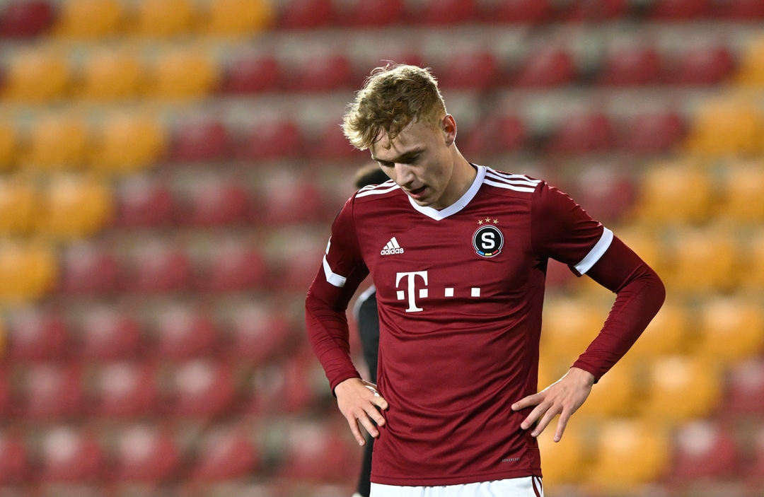 Mercato : Adam Karabec débarque à l’Olympique Lyonnais | beIN SPORTS