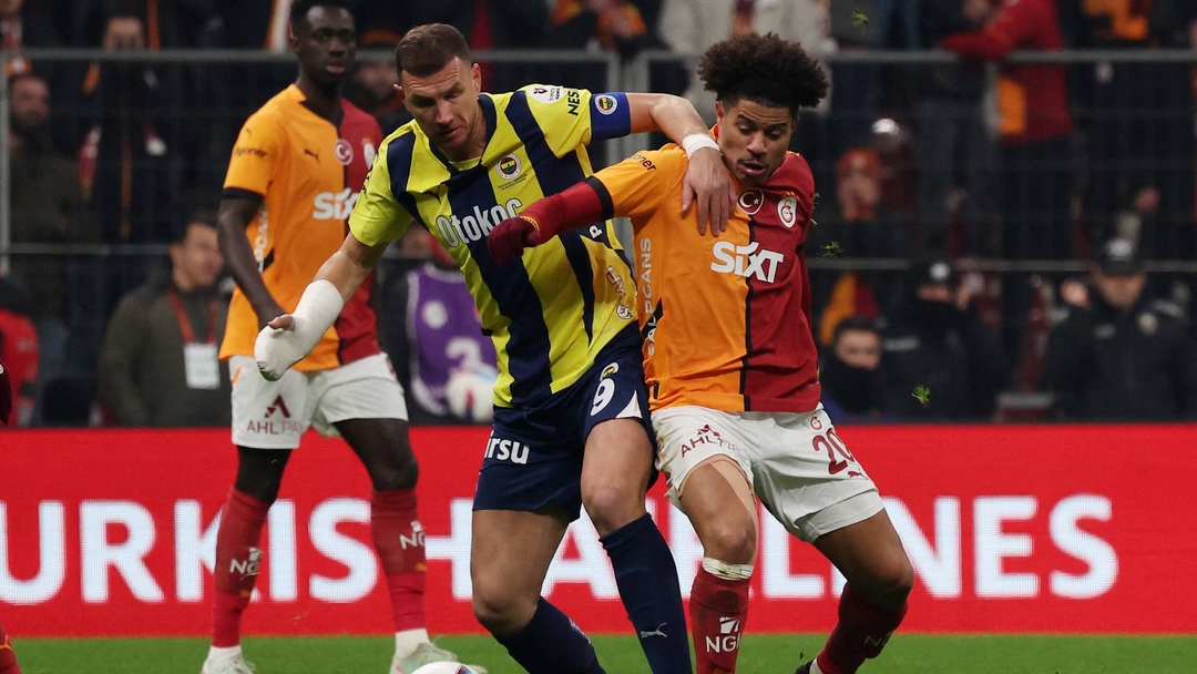 (VIDEO) Süper Lig - Super Lig Highlights: Galatasaray vs Fenerbahce ...