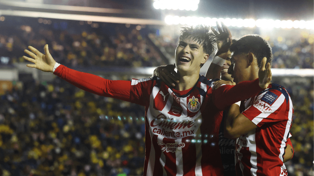 Who Is “Hormiga” González? The Young Chivas Forward Learning From ...