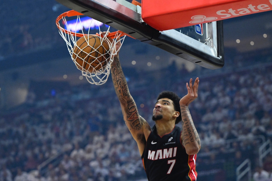 Erik Spoelstra revient sur ses critiques visant Kel’el Ware | beIN SPORTS