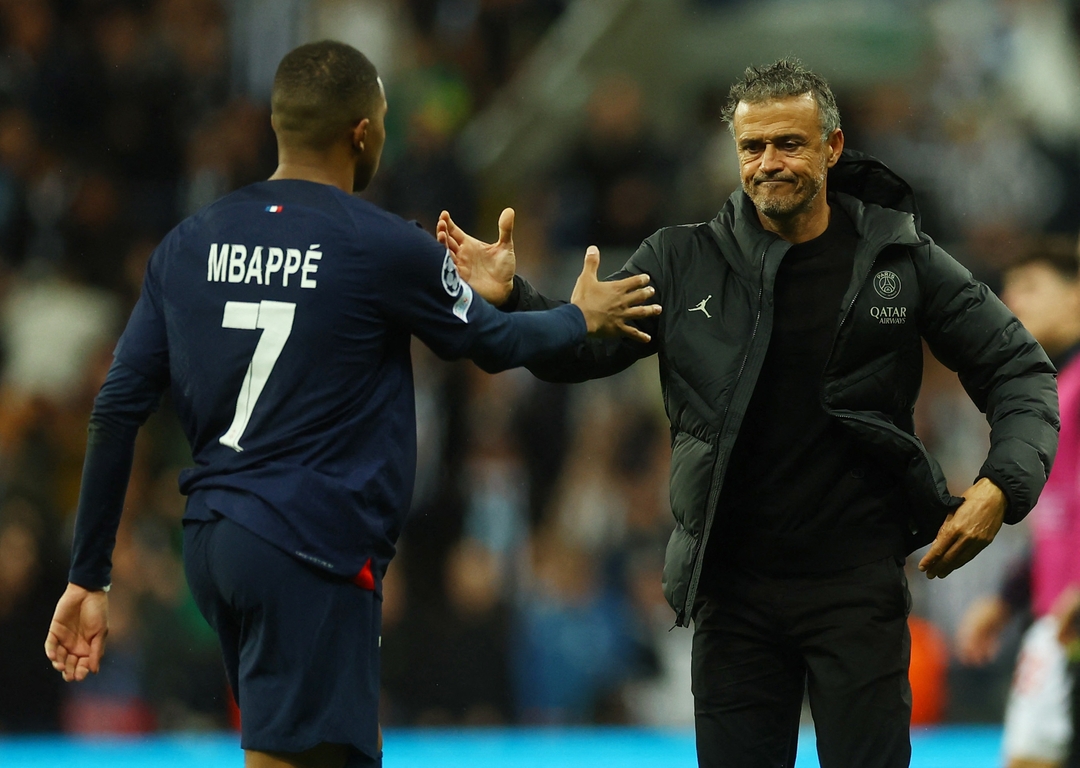 PSG coach Luis Enrique claims 'perfect' relationship with Mbappe | beIN ...