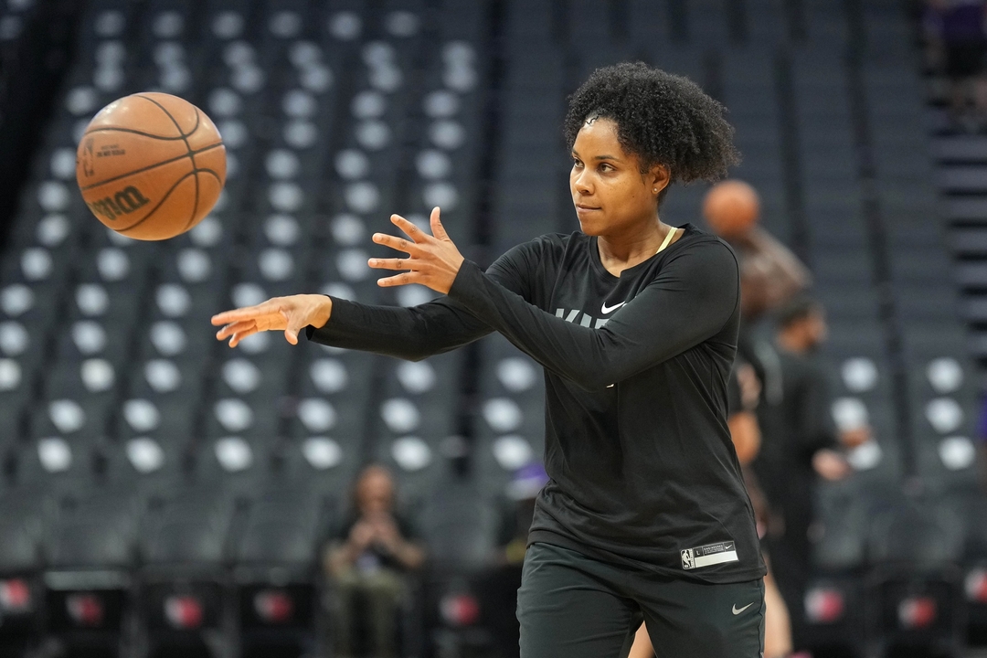 Les Hornets vont rencontrer Lindsey Harding pour le poste de coach ...