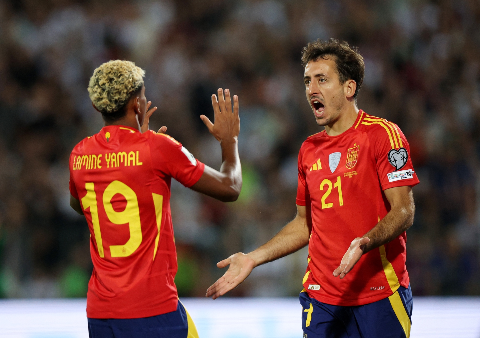 (VIDEO) Lamine Yamal and Nico Williams' Viral Dance After Beating ...