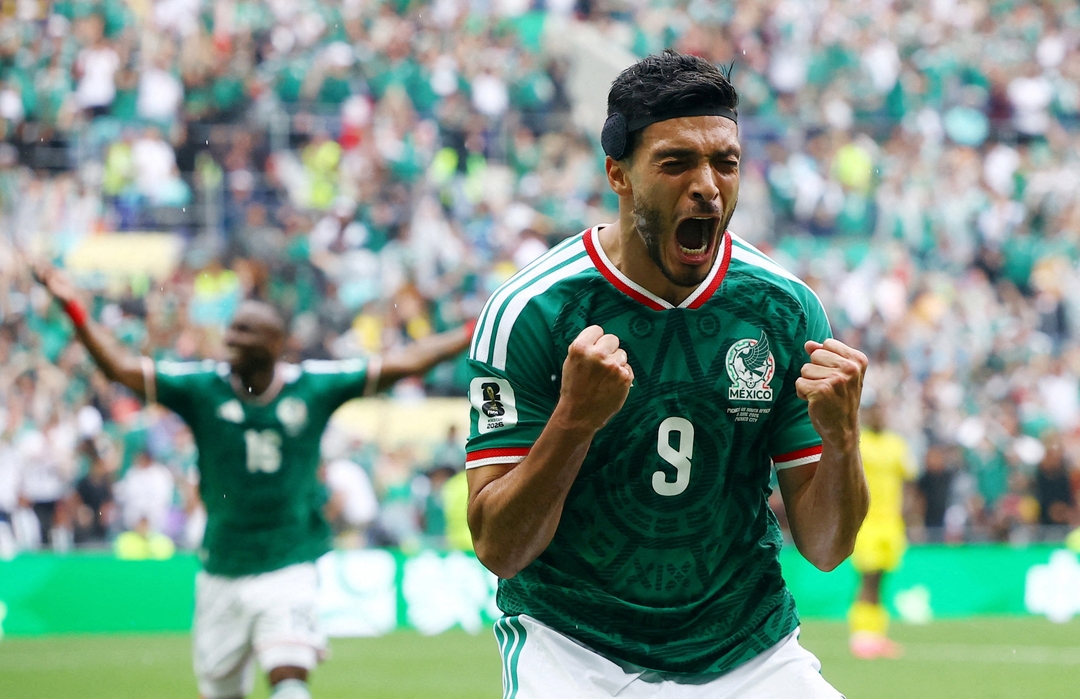 Raul Jimenez Scores First Goal for Mexico After Four World Cup ...