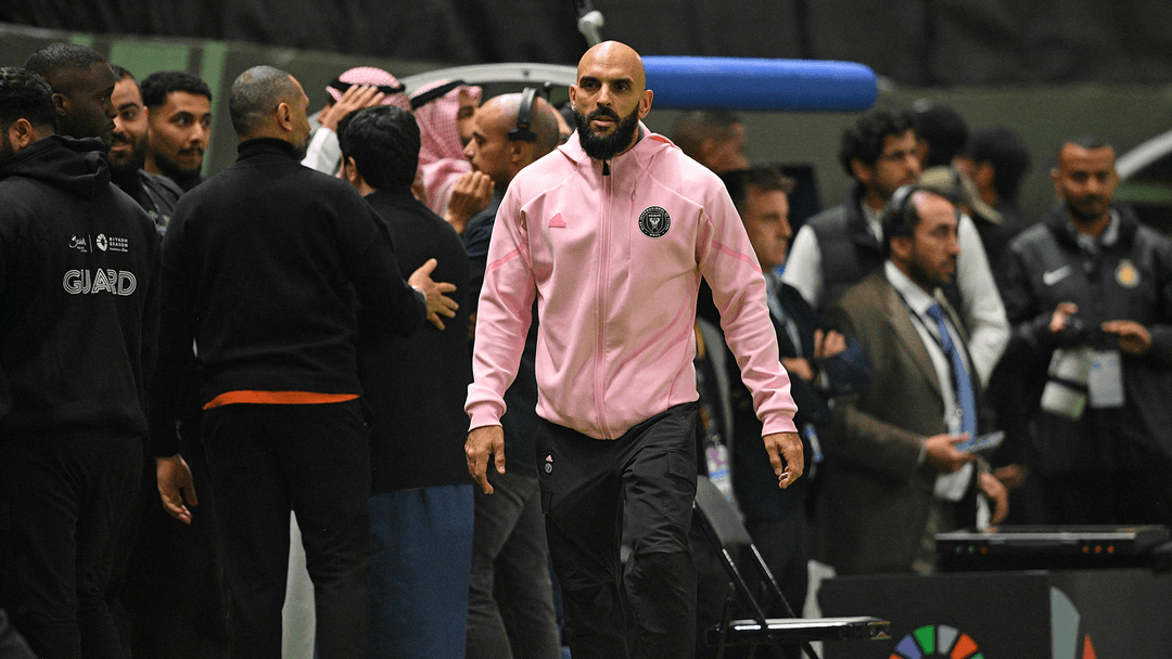 (Video) Lionel Messi’s Bodyguard Pushes Atlas Players and Sparks ...