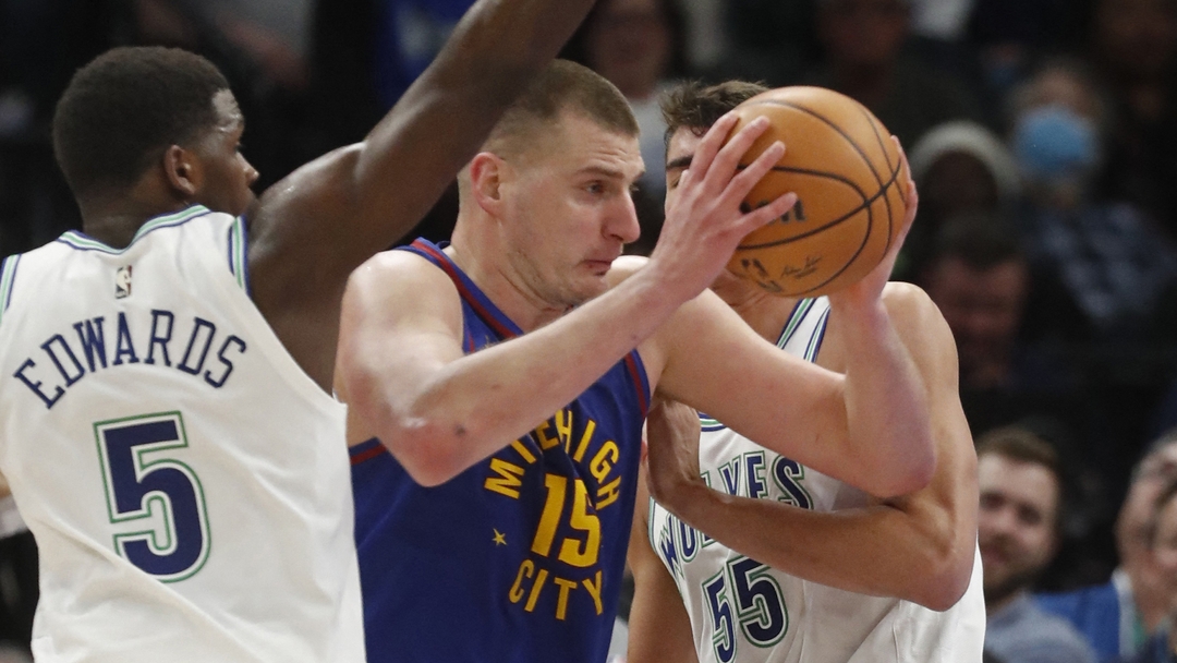Nikola Jokic impuissant face à la muraille des Wolves | beIN SPORTS