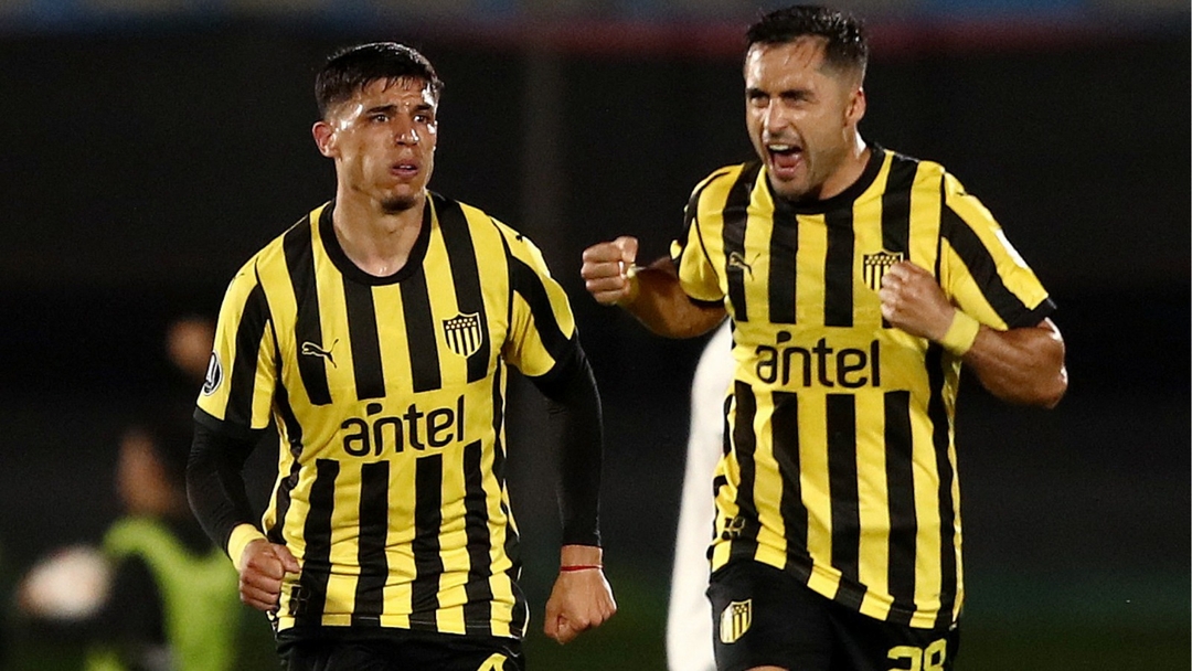 Peñarol vence a Racing 1-0 con gol de Terans y toma ventaja en octavos de la Copa Libertadores ...