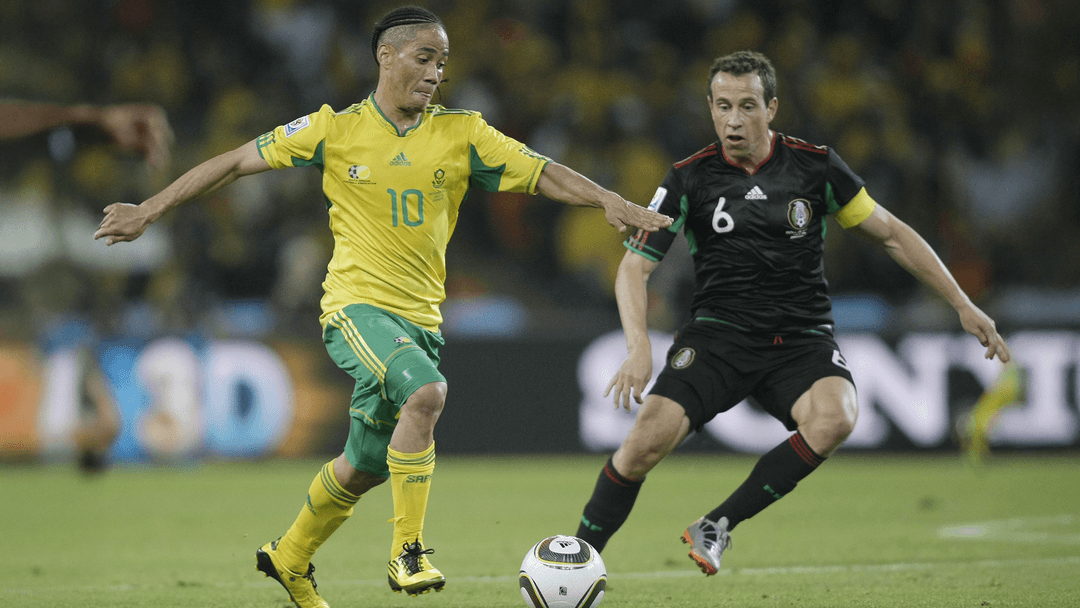Steven Pienaar Warns Mexico About World Cup Pressure Ahead of 2026 ...
